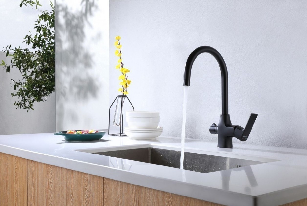 Обзор LEMARK URSUS. Коллекция стильных смесителей, душевых комплектов и полотенцесушителей