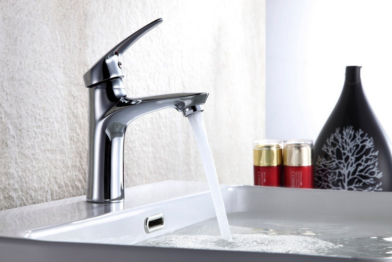 Обзор LEMARK LINARA. Смесители для ванны и кухни, полотенцесушители